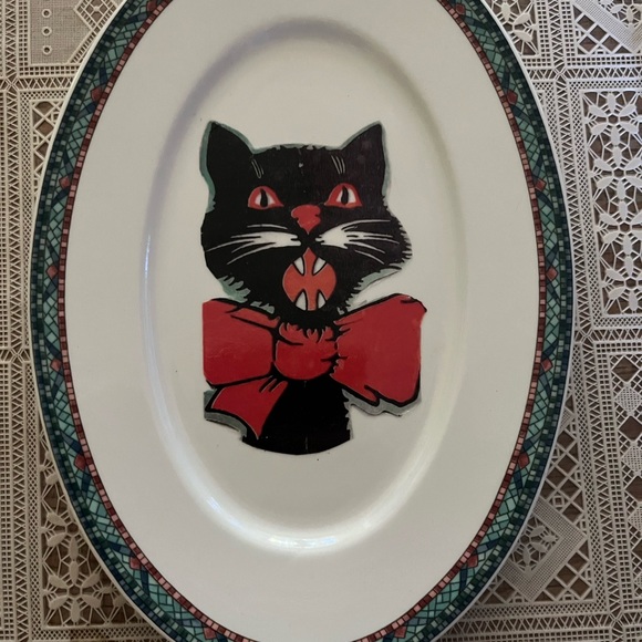 Mikasa | Wall Decor | Vintage Horror Plate | Poshmark